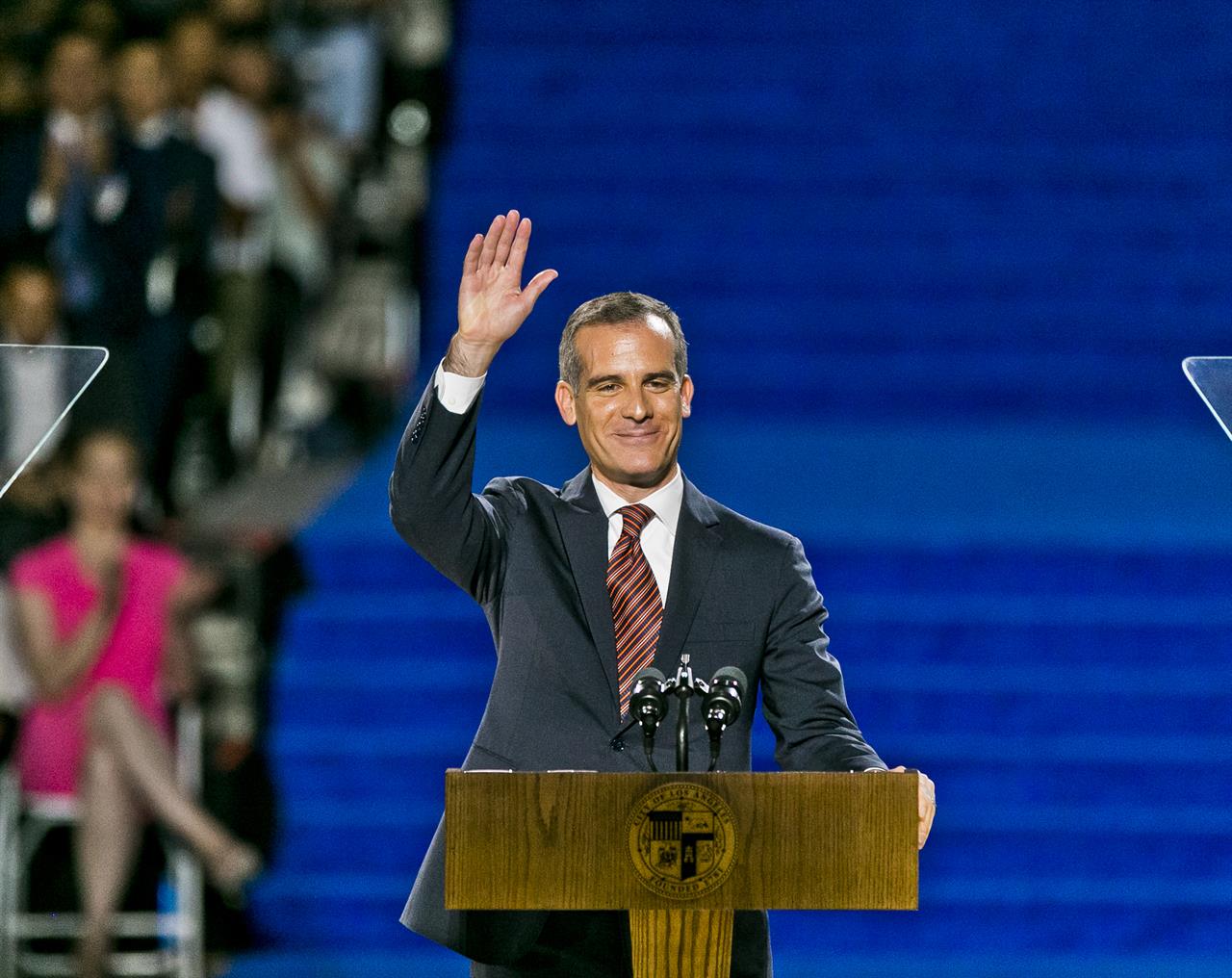 Los Angeles Mayor Eric Garcetti sworn in for second term - Sacramento, CA Los Angeles Mayor Eric Garcetti sworn in for second term - Sacramento, CA