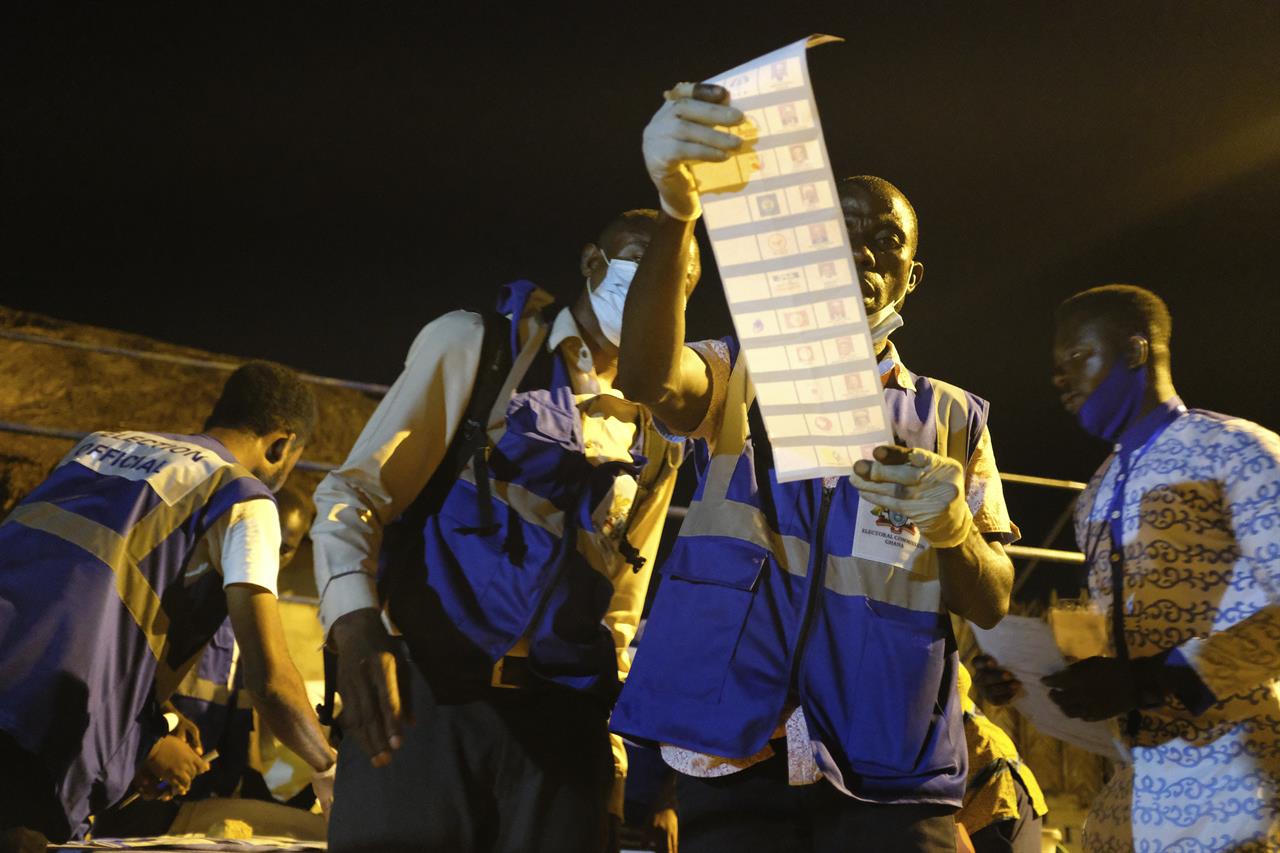 Ghana president re-elected for 2nd term in tight race | AM 560 The ...